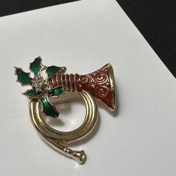 Napier | Jewelry | Signed Napier French Horn Rhinestone Holly Musical ...